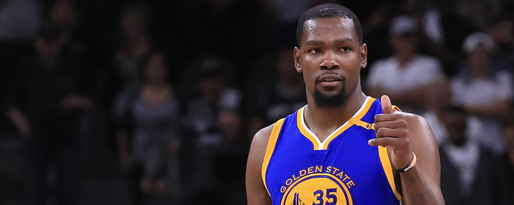 Durant Becomes 2nd Youngest in NBA History to 20,000 Points